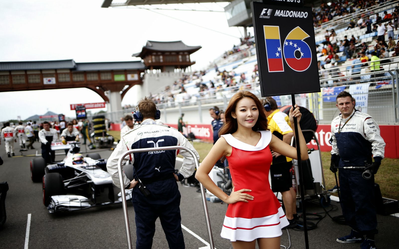 2013 KOREAN GP: RACE IN HIGH RESOLUTION IMAGES - FORMULA 1