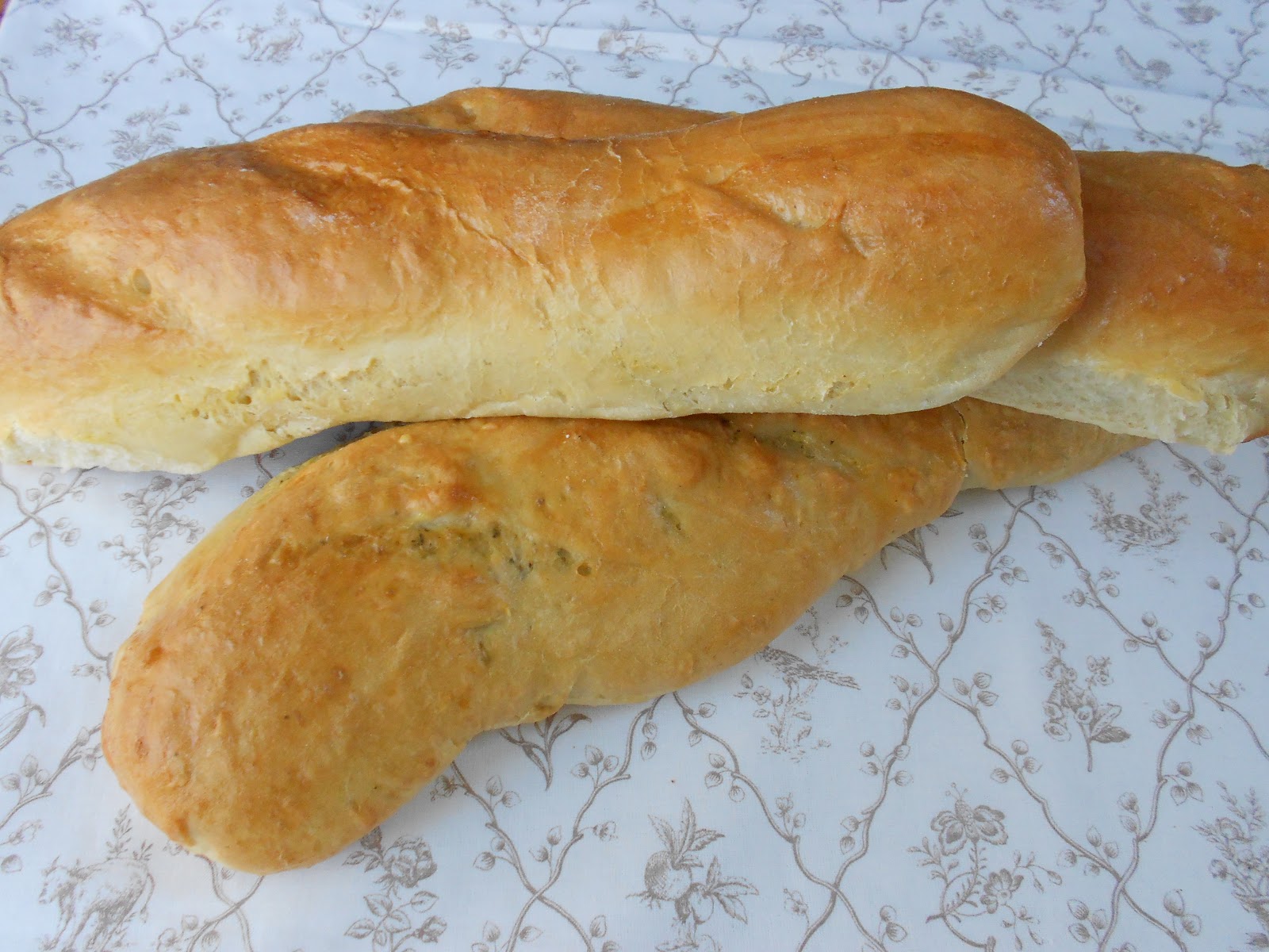 Molinillo de Aromas: Pan Artesanal con Hierbas de Provence