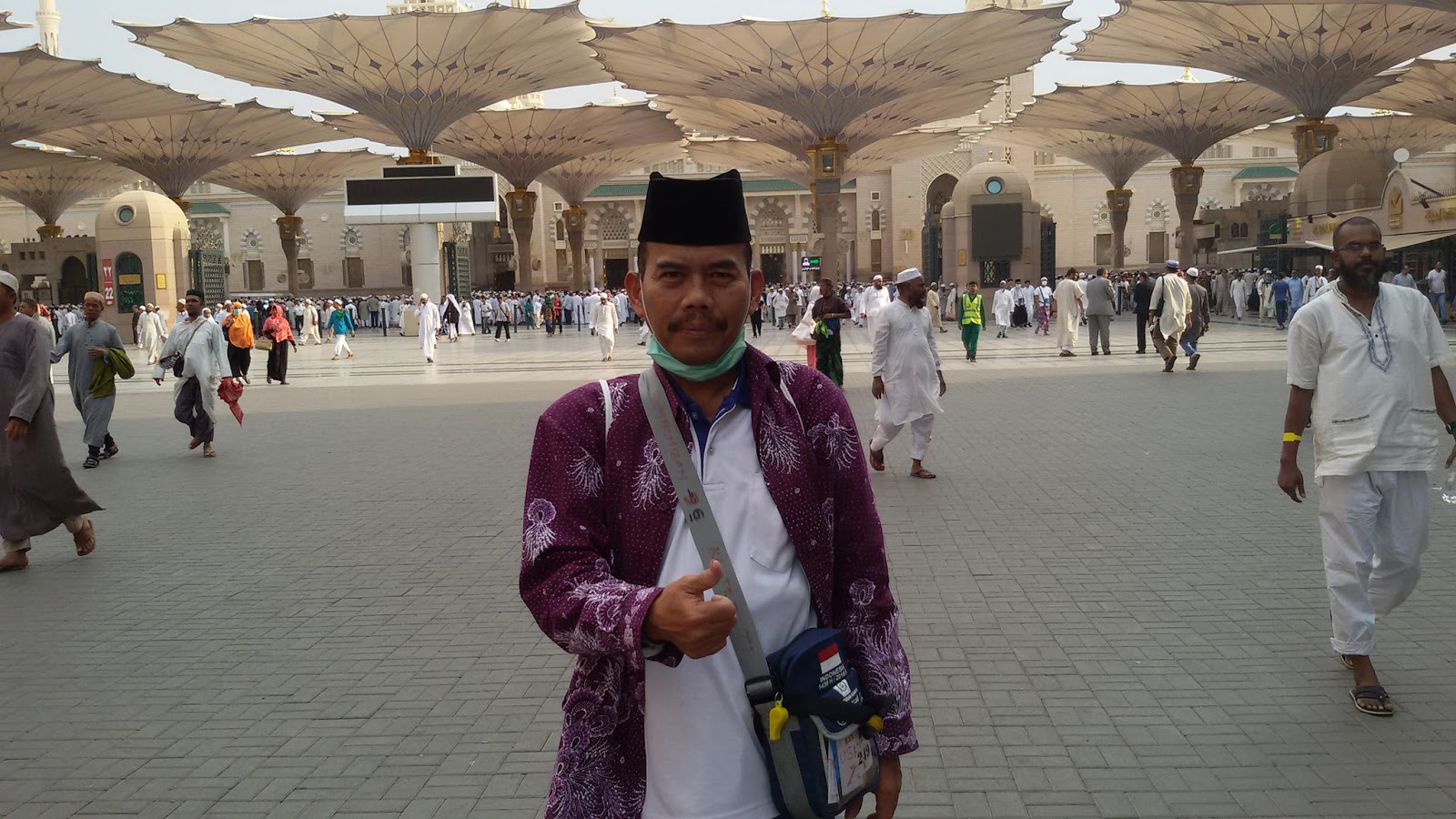 1931. AYAH DAN IBU RASULULLAH ~ Yusron Hadi Tauhid