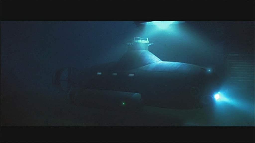 model ships in the cinema: Sphere 1998