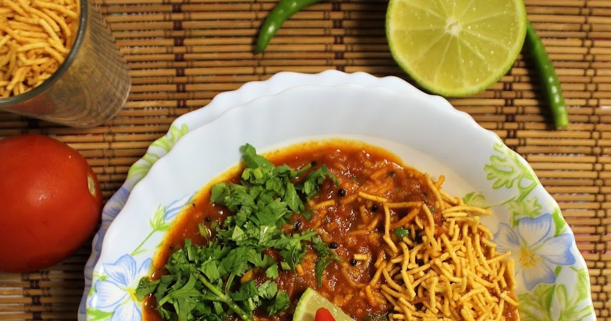 Bethica's Kitchen Flavours: Sev Tameta Nu Shaak (Tomato-Sev Curry ...