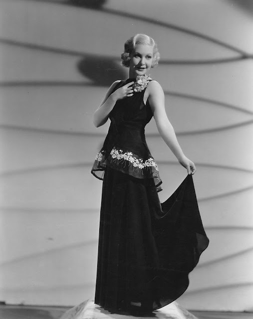 It's The Pictures That Got Small ...: THE THURSDAY GLAMOUR 15!