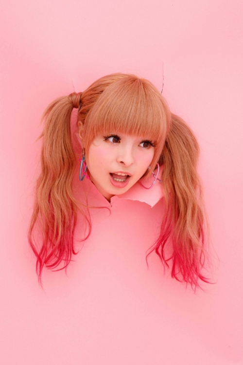 Kyary's world: Fotos para Visual Web Shonen Sunday