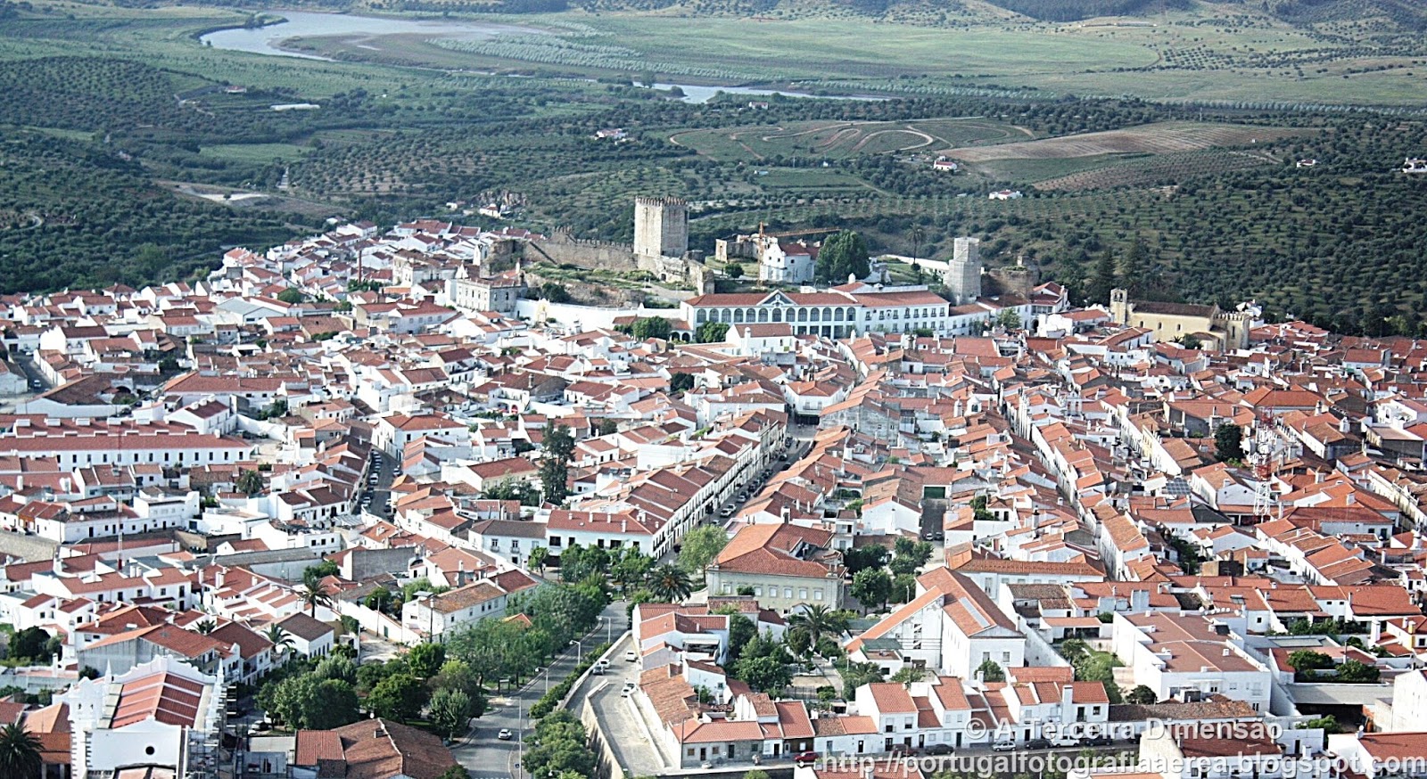 A Terceira Dimensão: Moura