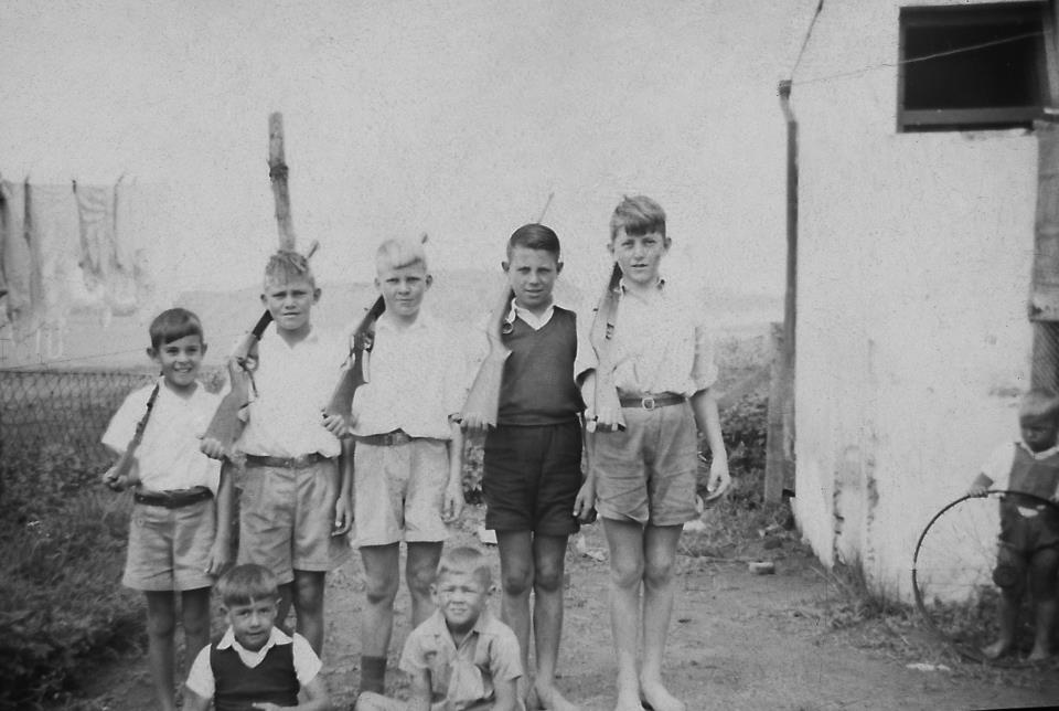 Josie's Juice: Bryce Courtenay and family - tonight on Family ...