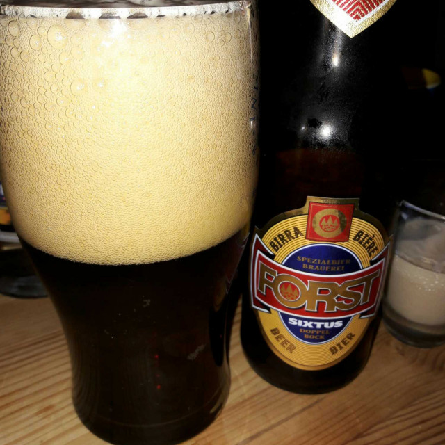 Bier+Randzaken Augustus (5): Forst Sixtus Doppelbock - Italië