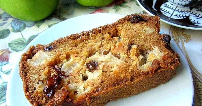 Chunky Apple Raisin Bread