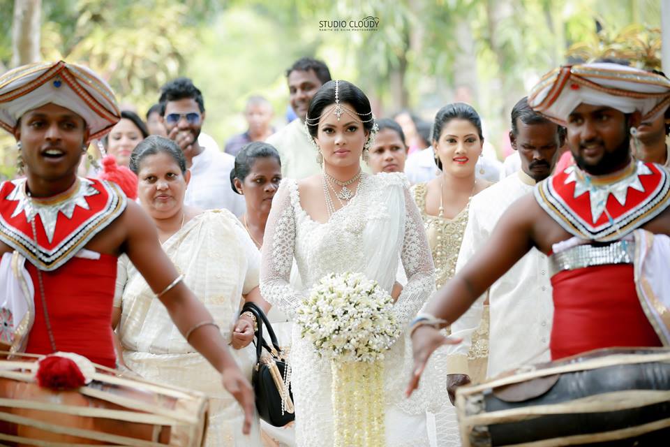 Srilankan actress Menaka Peiris & Ranil wedding