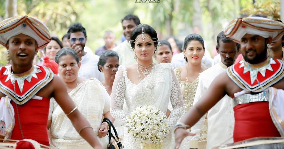 Srilankan actress Menaka Peiris & Ranil wedding