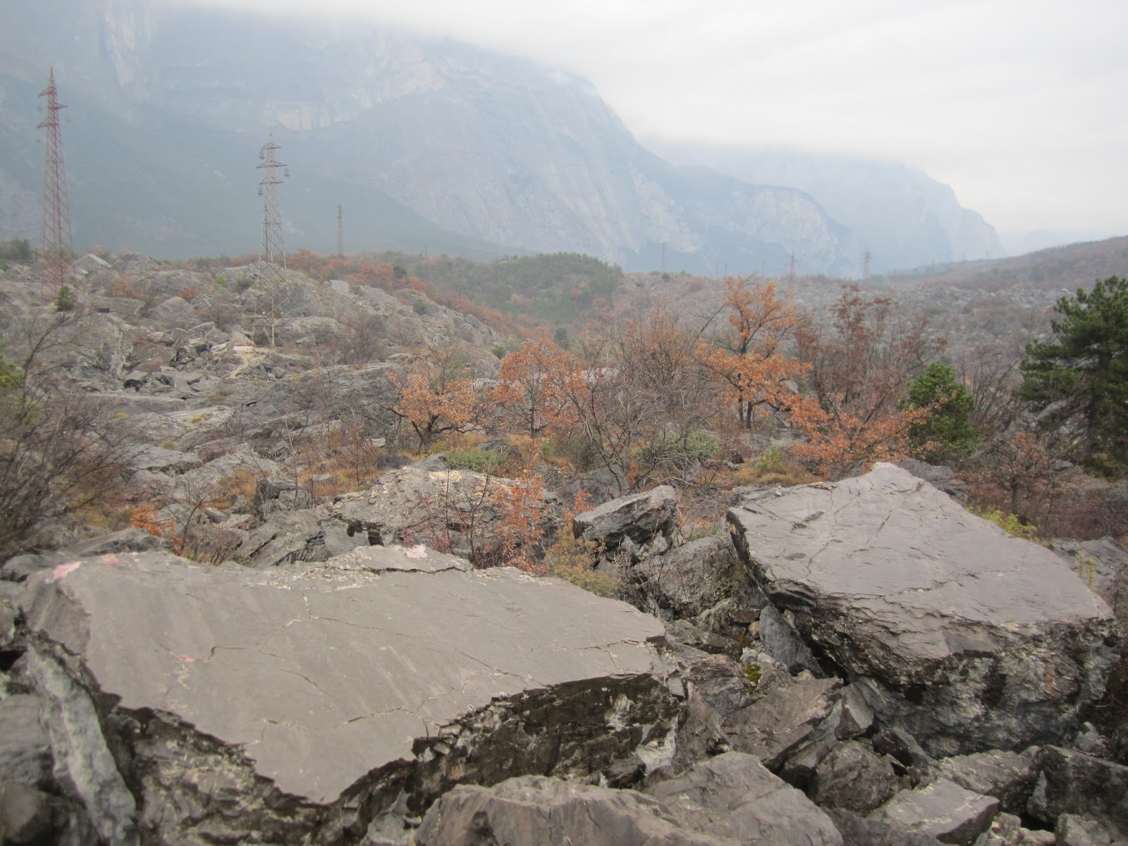 Escursioni in Trentino: Pali della luce alle Marocche di Dro (25 ...