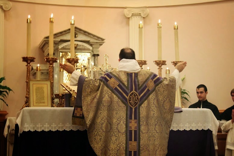 CATHOLICVS: Dos recientes celebraciones de la Santa Misa en el Rito ...
