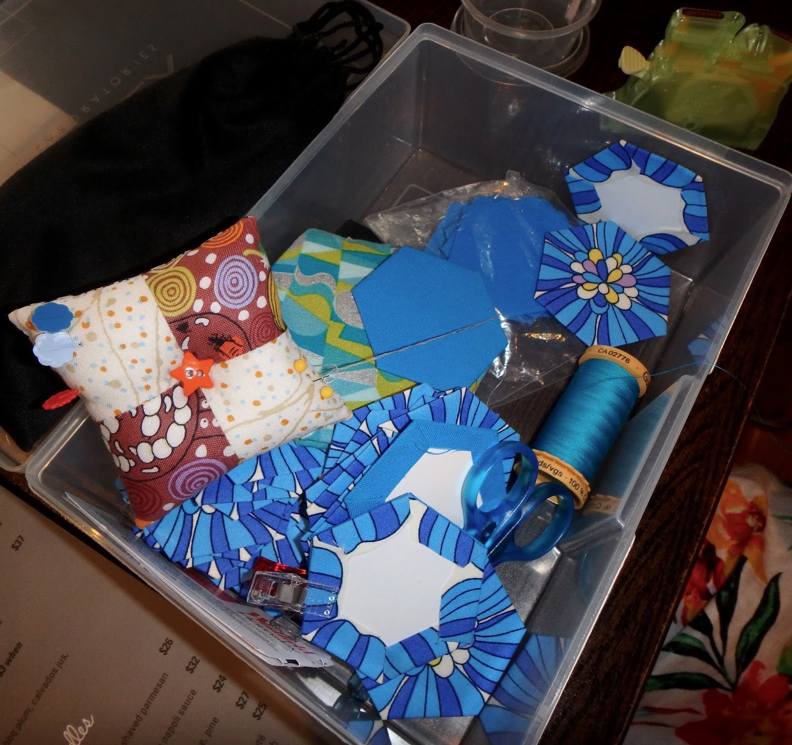 Sydney SCQuilters: Plenty of interesting, clever and amazing handwork!