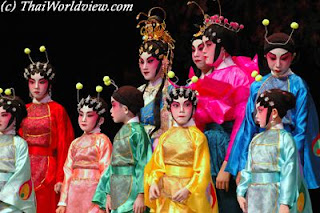 Hong Kong: cultural..}