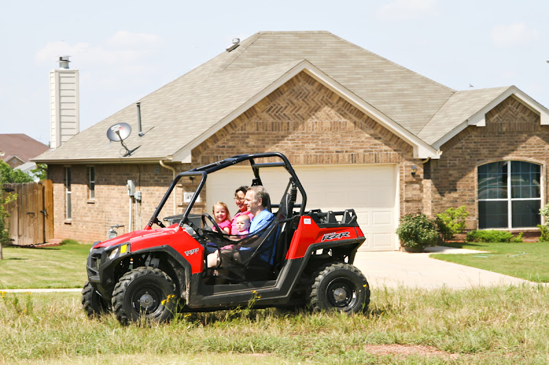 Mud Pies and Tea Parties: Let's Go For A Razor Ride!