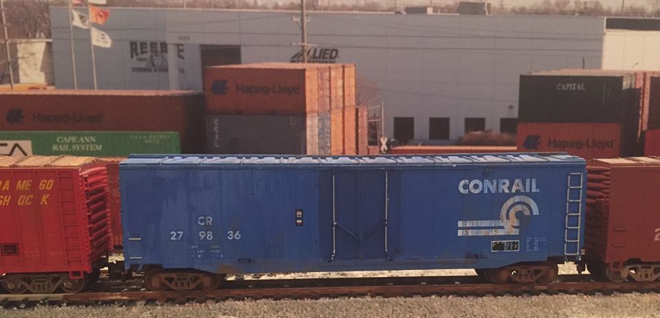 The Model Railroad Luddite: Blue Conrail box cars