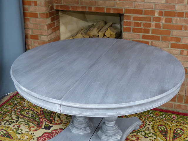 JULIE PETERSON - Simple Redesign: WHITEWASHED TABLE