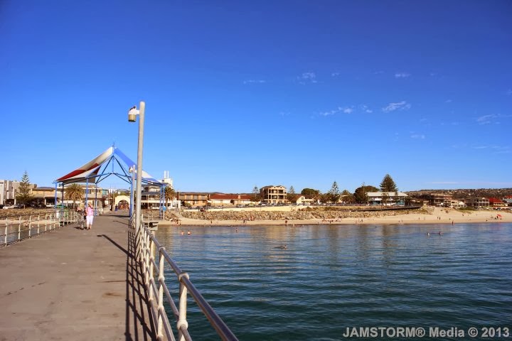 @cerbojam: Adelaide Journals 2013: Brighton Beach on Christmas Day!