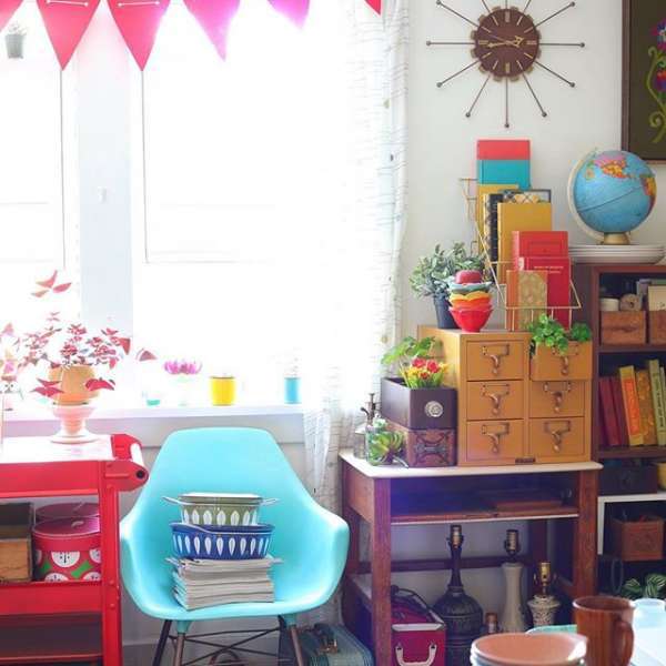 Most Beautiful 35 Retro Decoration Samples - Lady's Houses