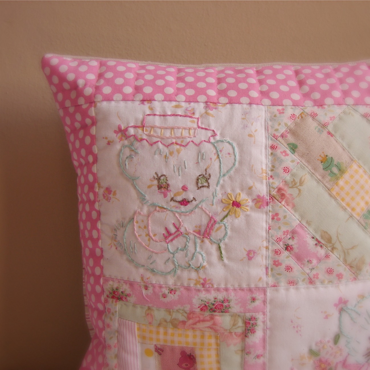 Roxy Creations: Quilted vintage embroidered cushion