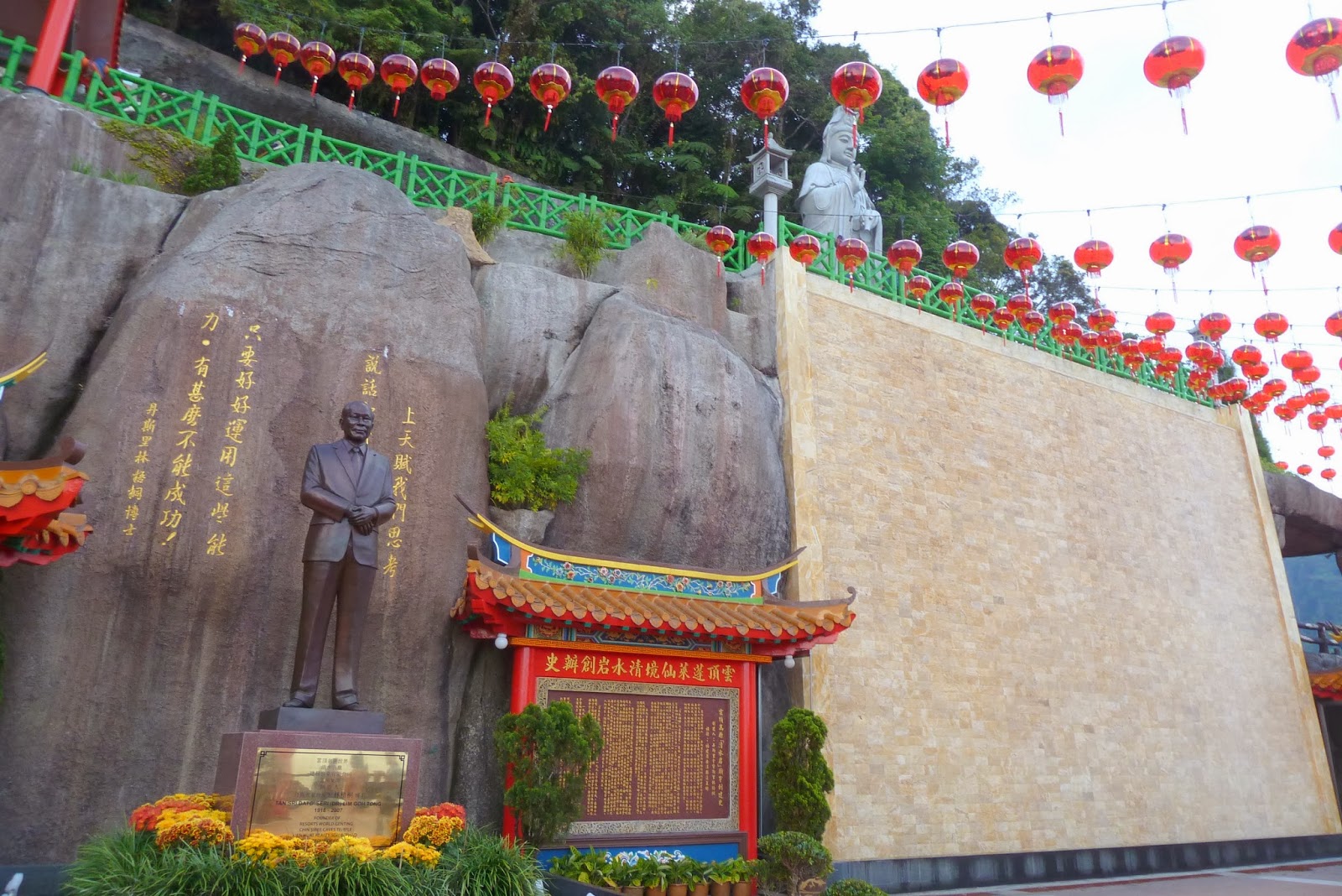 Kee Hua Chee Live!: CHIN SWEE TEMPLE IS GENTING GROUP'S HOMAGE TO THE ...