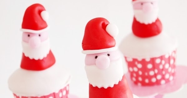 DIY Santa Fondant Cupcake Toppers - Party Ideas | Party Printables Blog