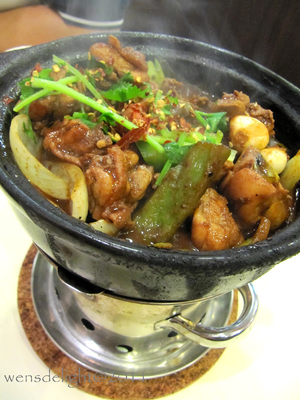 Wen's Delight: Chicken Hotpot @ Nex