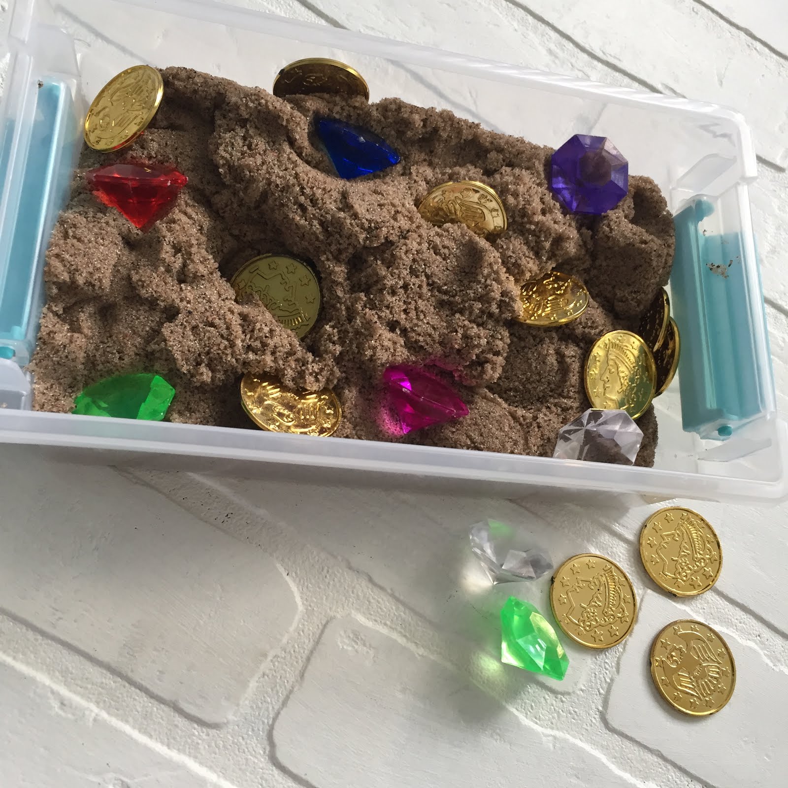 Getting Started with Sensory Bins! | Simply Speech