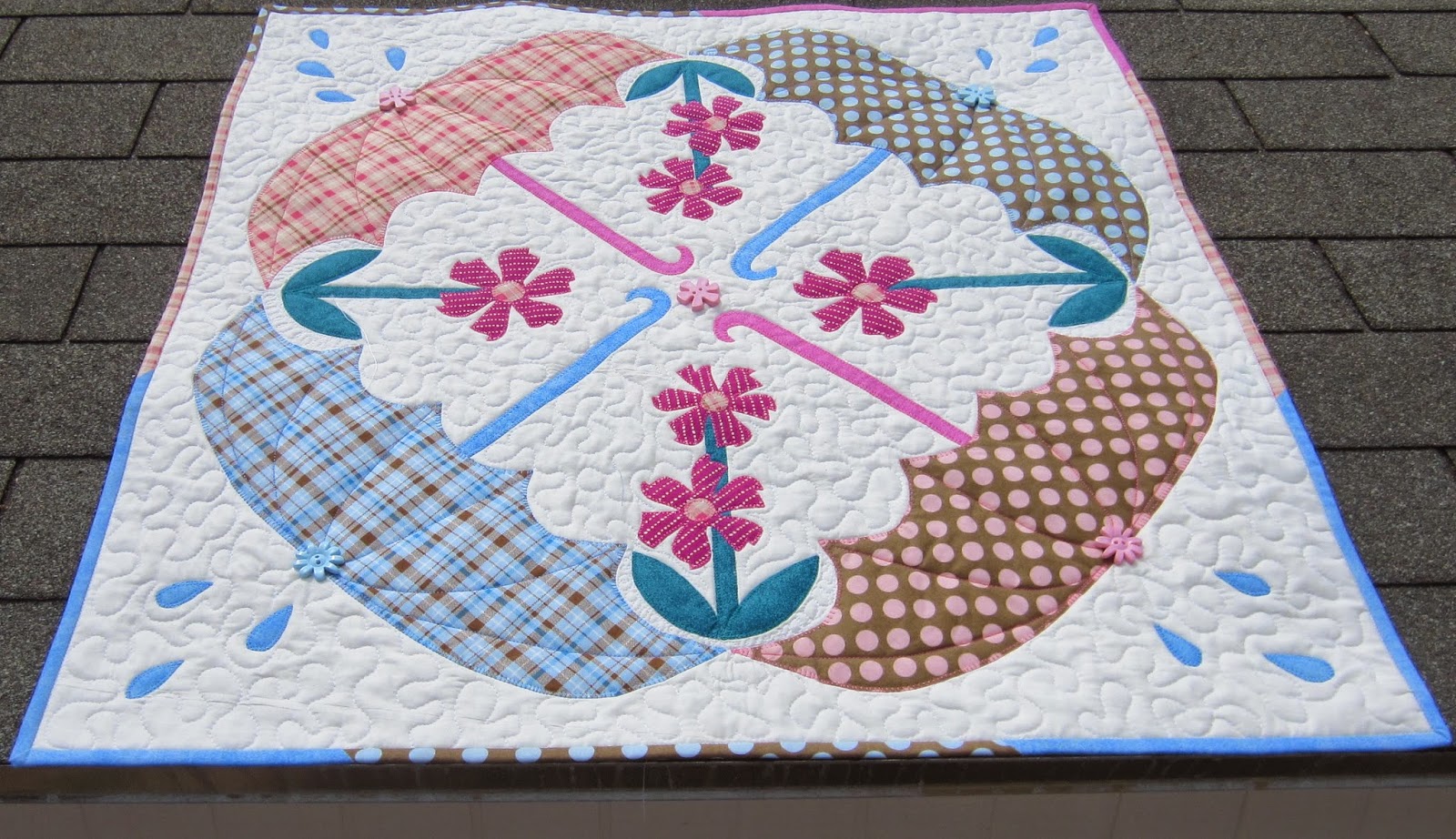 Bejeweledquilts by barb: SQUARE APRIL SHOWERS TOPPER
