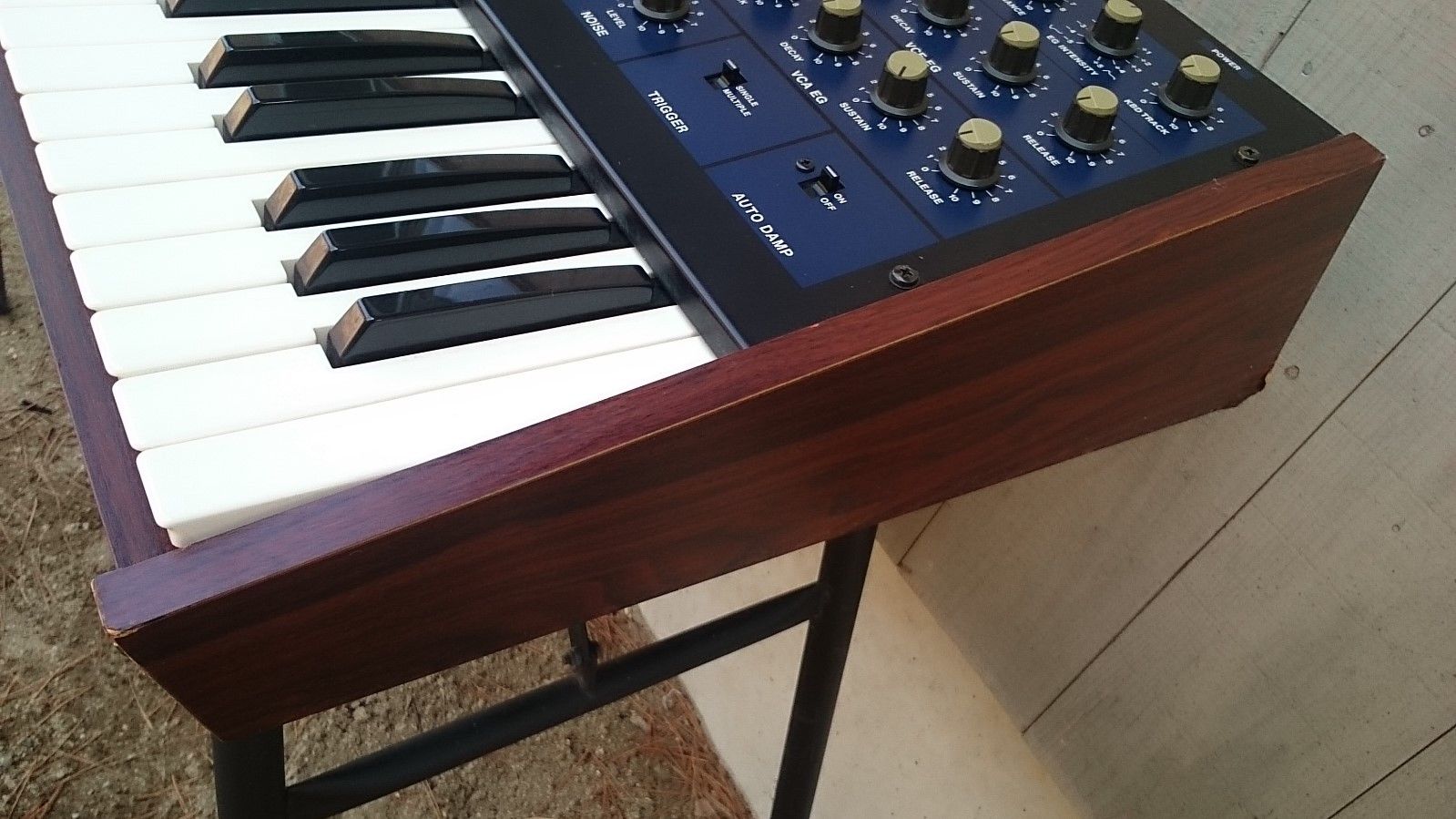 MATRIXSYNTH: KORG MONO/POLY monophonic synthesizer