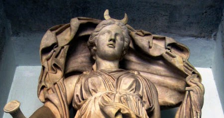 Mitos, Leyendas y otras Criaturas: TEA