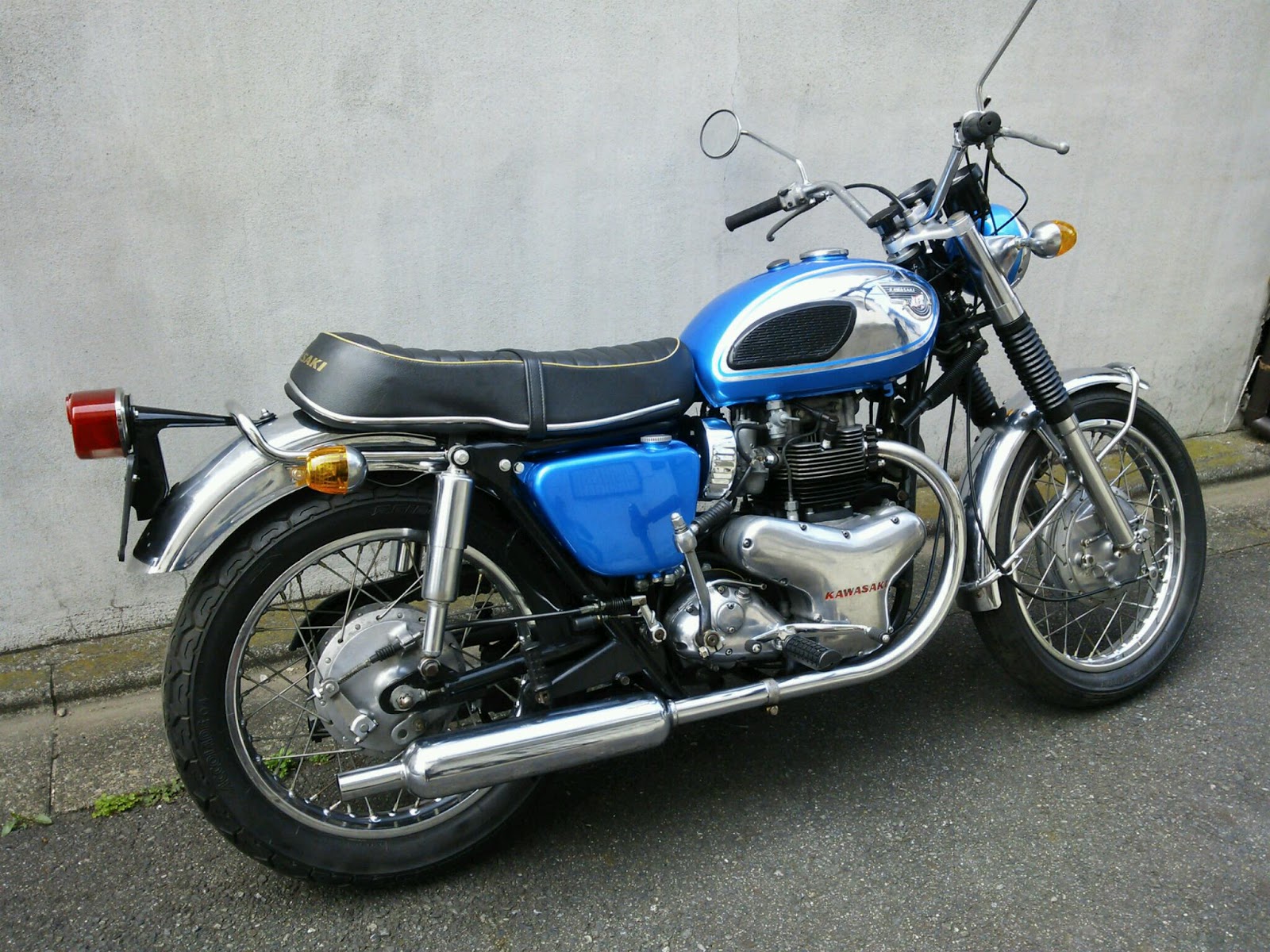 東京二輪商会: カワサキW1S