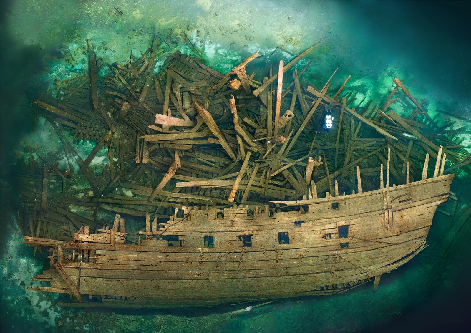 Top 10 Most Famous Shipwrecks - TenBuzzfeed