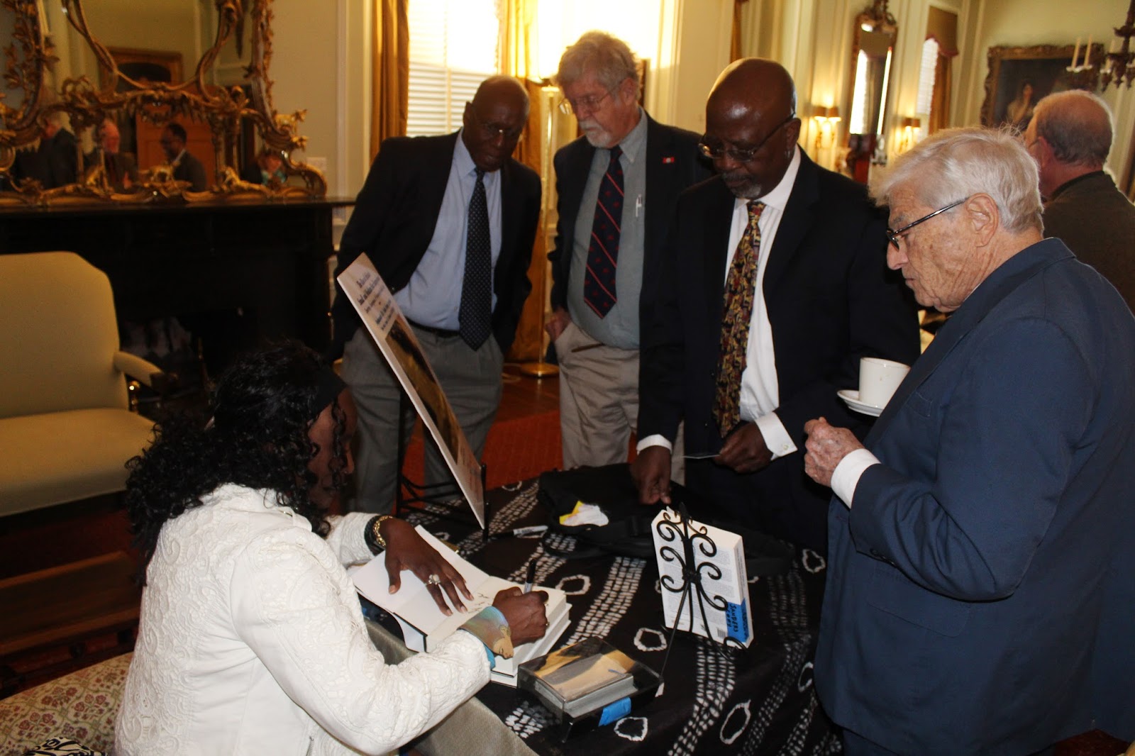 Ambassador Robin Renee Sanders, The Africa Post (TAP) for FEEEDS: Dr ...