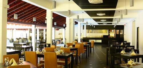 The Covanro Hotel, Veyangoda