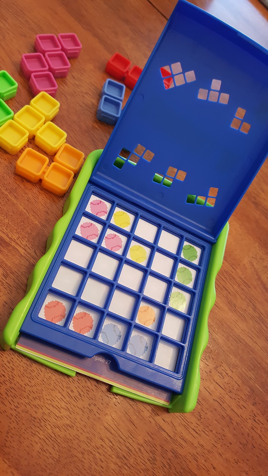 The Puzzle Den: Kanoodle JR from Educational Insights