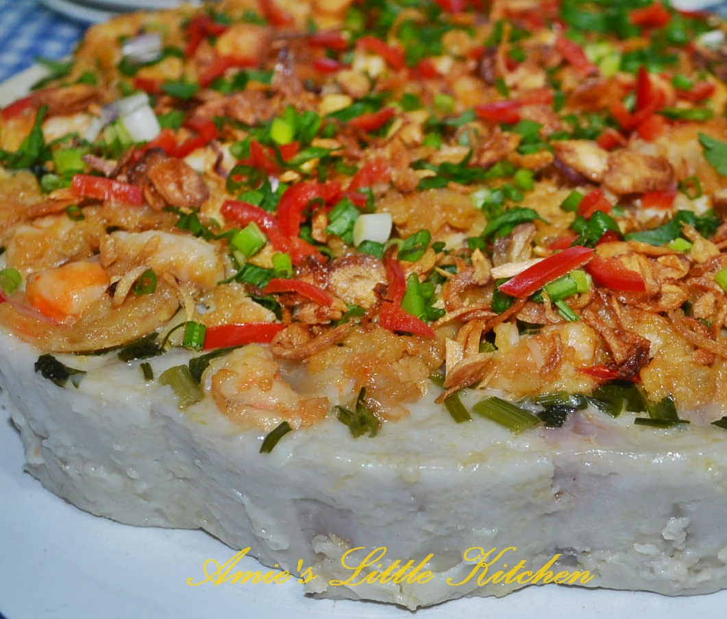 Talam Keladi Berlauk - Amie's Little Kitchen