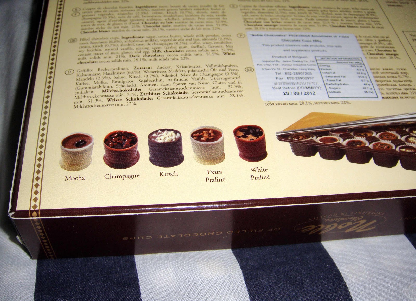 Supersupergirl's Food Reviews: Belgian chocolate cups by Noble chocolates