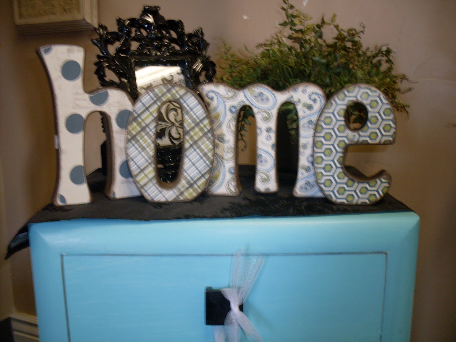 Traditions Craft Kits: Lots of Cut-Out Letters