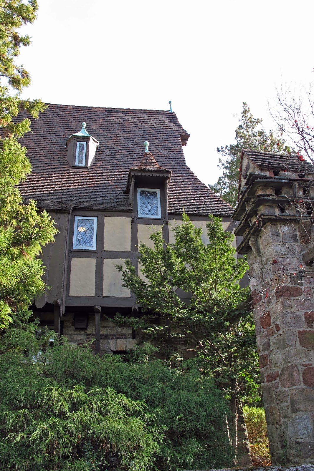 Just*Grand: Fairy Tale Houses