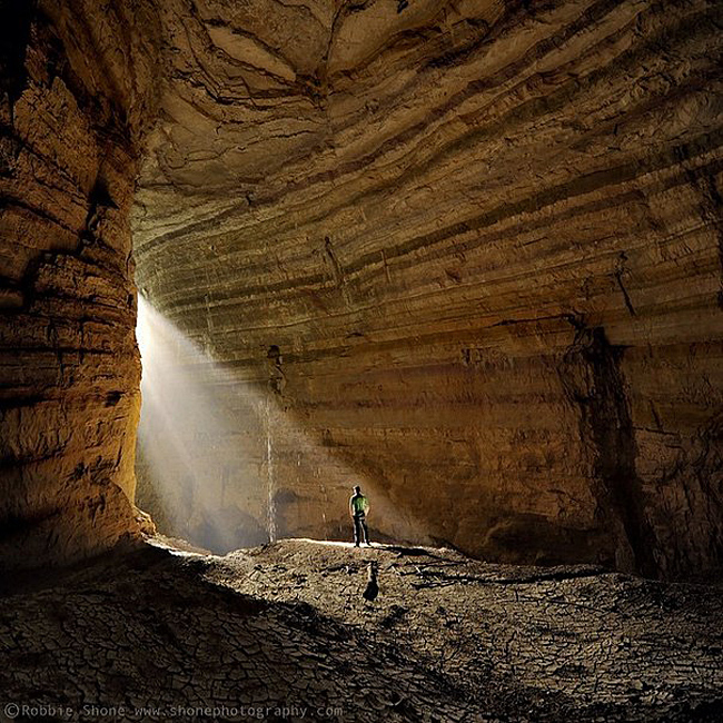 espeleobloc: Robbie Shone, espeleo-fotògraf