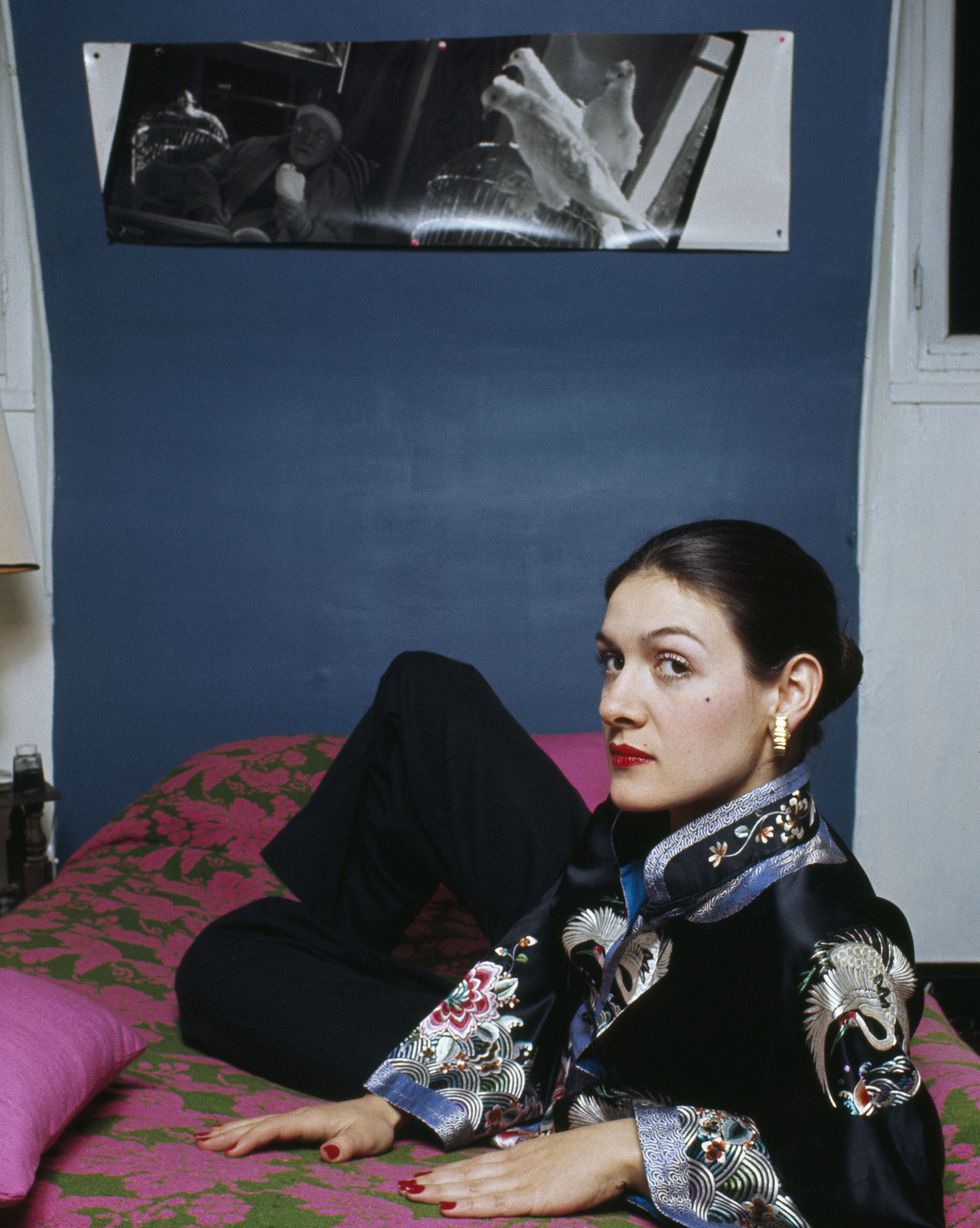 30 Glamorous Hollywood Celebrities In Bed - #IHeartHollywood