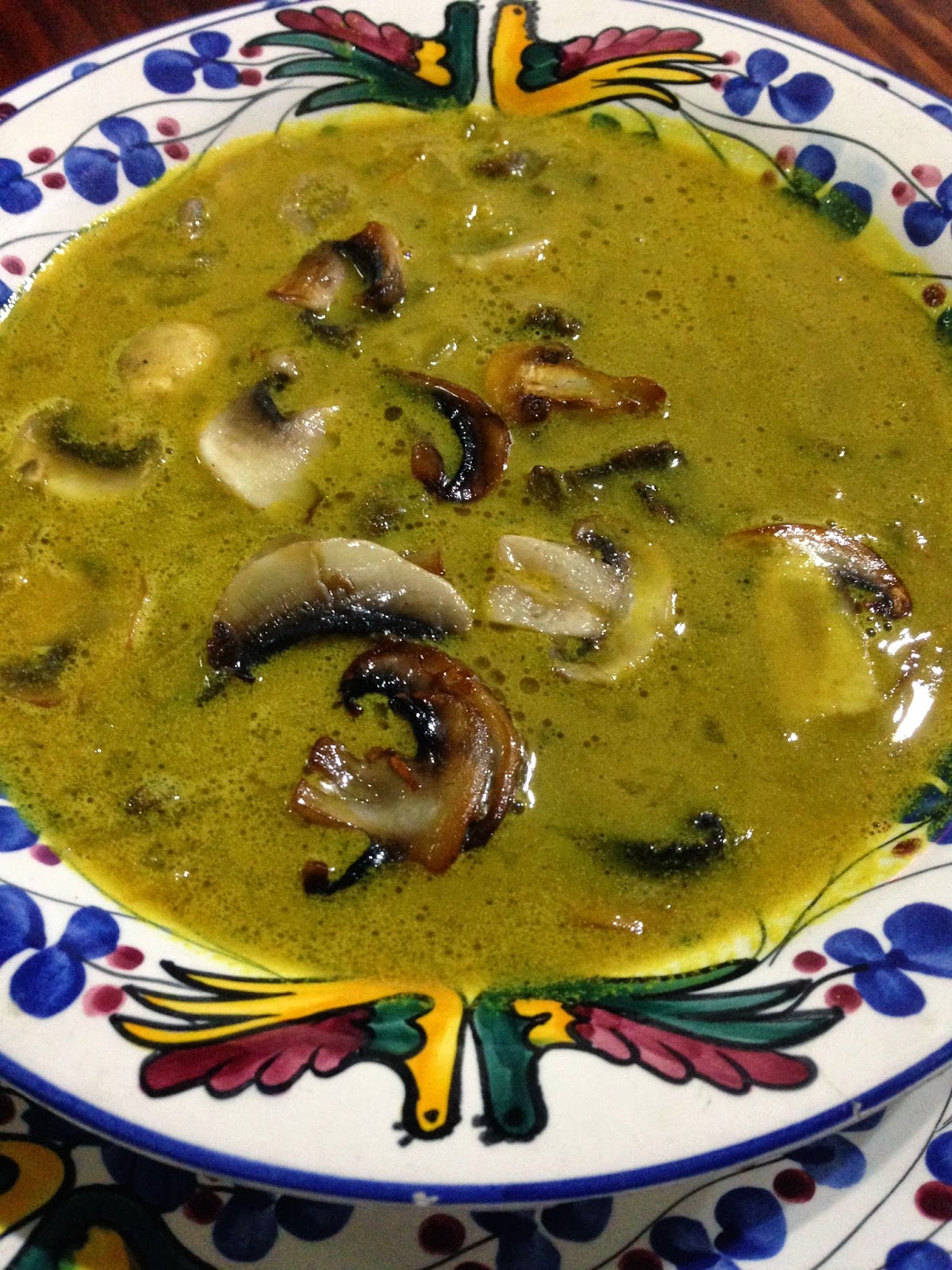 Rescatando Recetas: Crema de hongos al curry