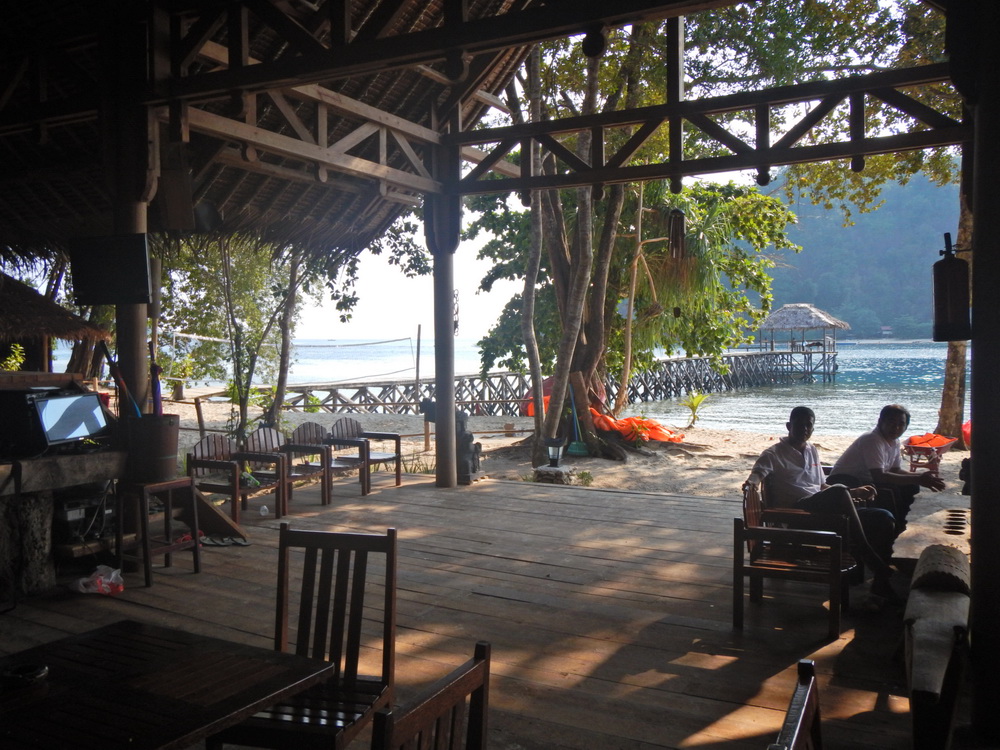 Wisata Pulau Swarnadwipa Beach Padang Sumatra Indonesia | Minda Tour