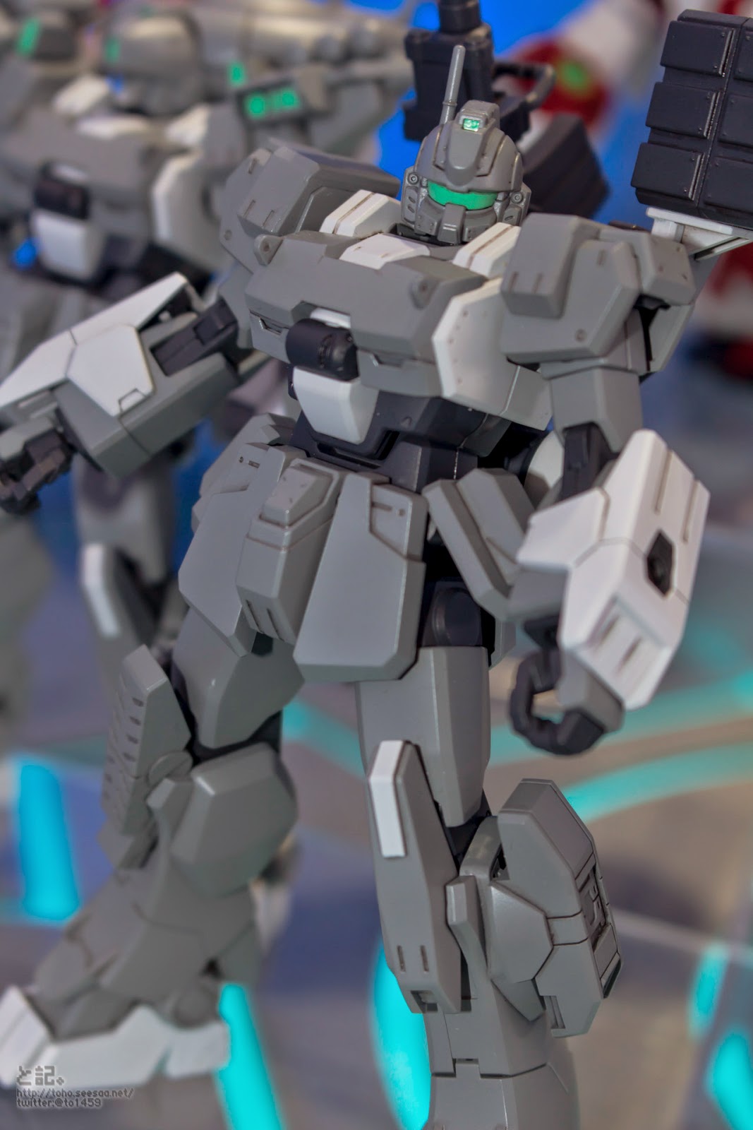 HGBF 1/144 Gundam Ez-SR on Display at Yodobashi Akihabara Showcase