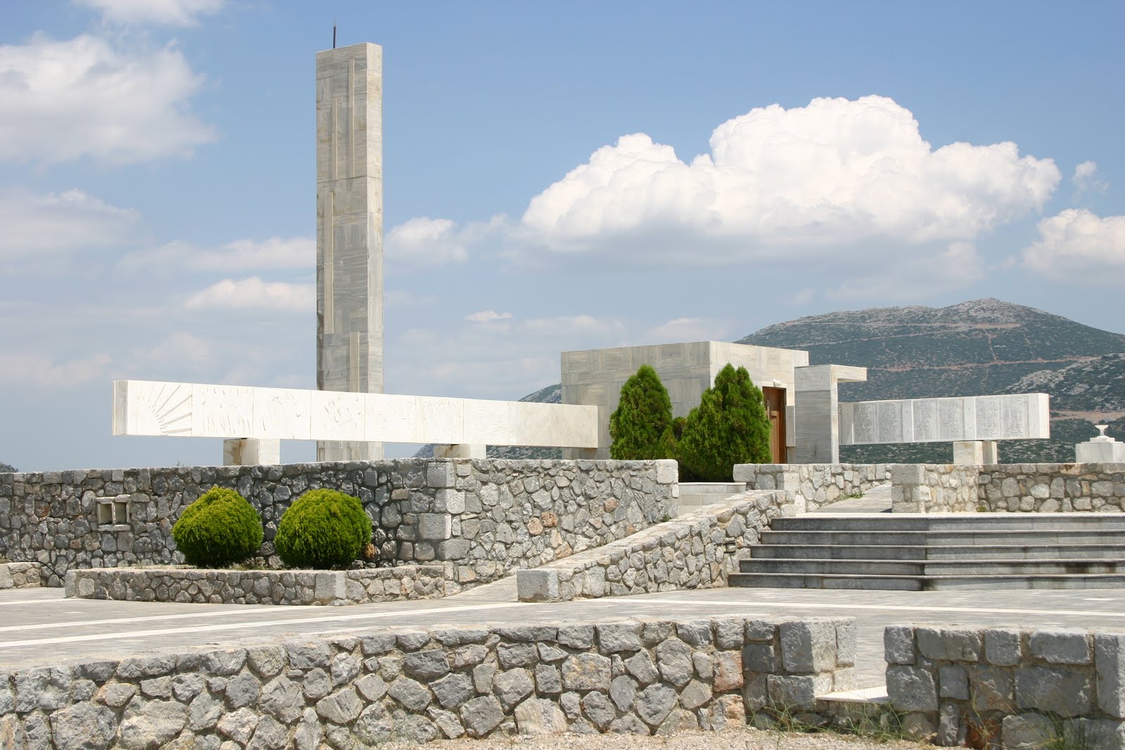 ΔΙΣΤΟΜΟ - ΝΕΑ: Επίσημη διευκρίνιση για το θέμα των ψήφων στους ναζιστές ...