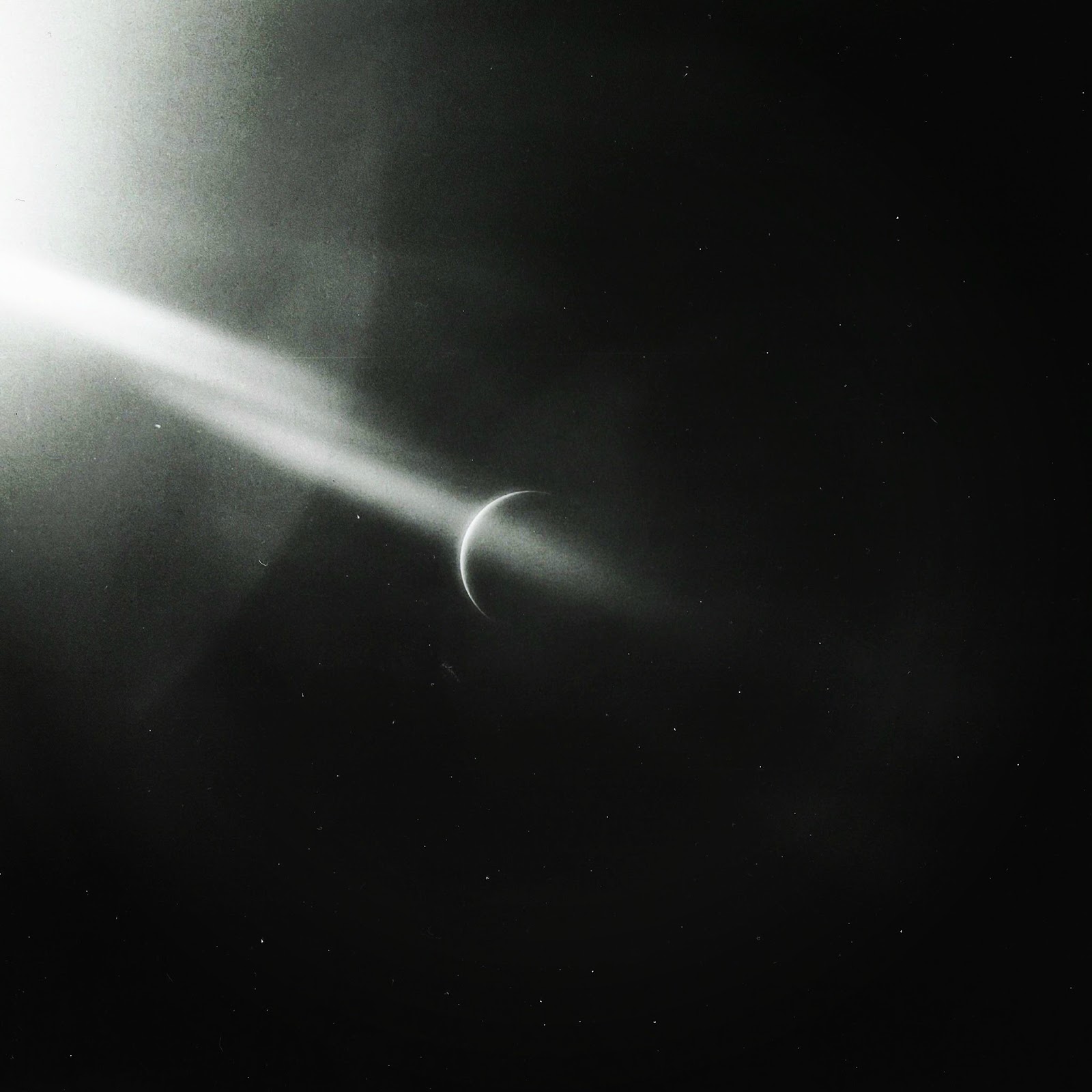 Blog Misteri Tesla: Teori konspirasi pendaratan manusia di Bulan