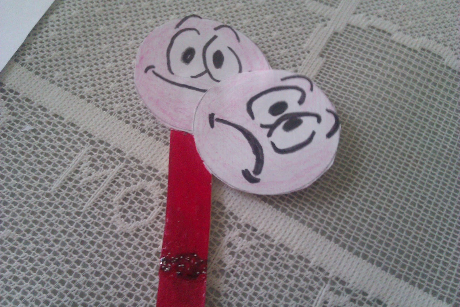 KRaftJuNCTION: ICE CREAM STICK BOOKMARKS