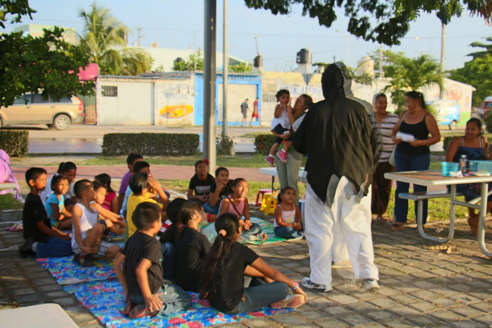 Ovejitas de Cristo: EVANGELISMO INFANTIL PARQUES