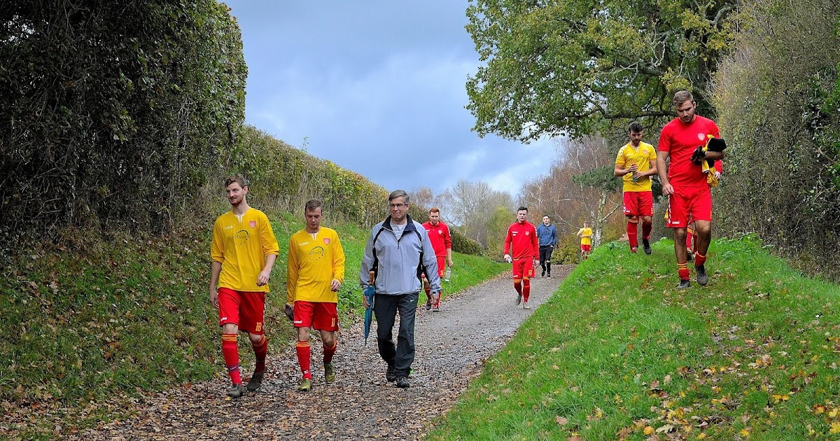 Hopping Around Hampshire: Bishop's Waltham Dynamos v Overton United
