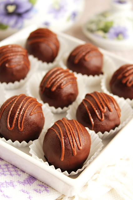 Jekin Kapric : Bombice sa suvim šljivama